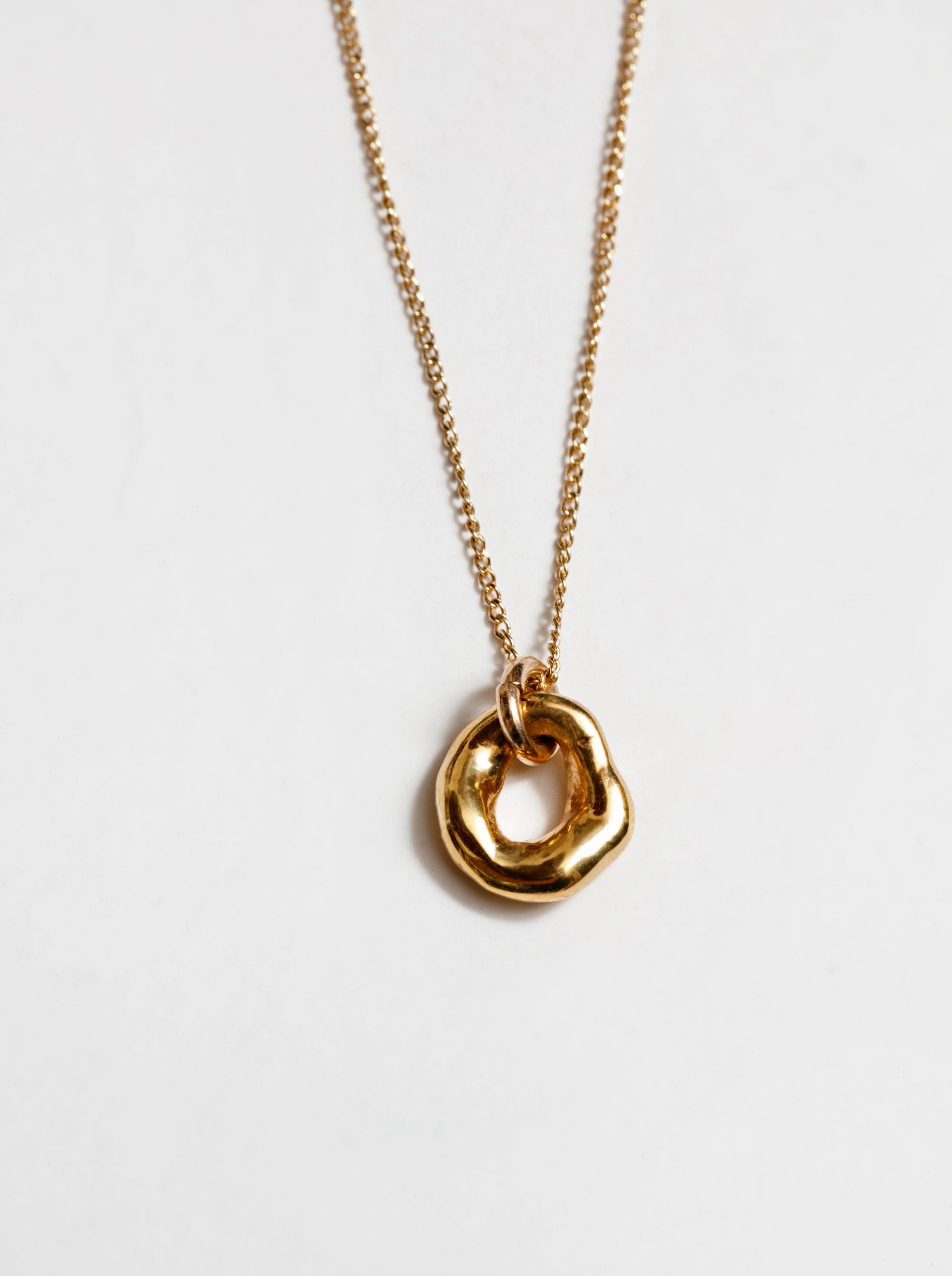 Wolf circus effy necklace store